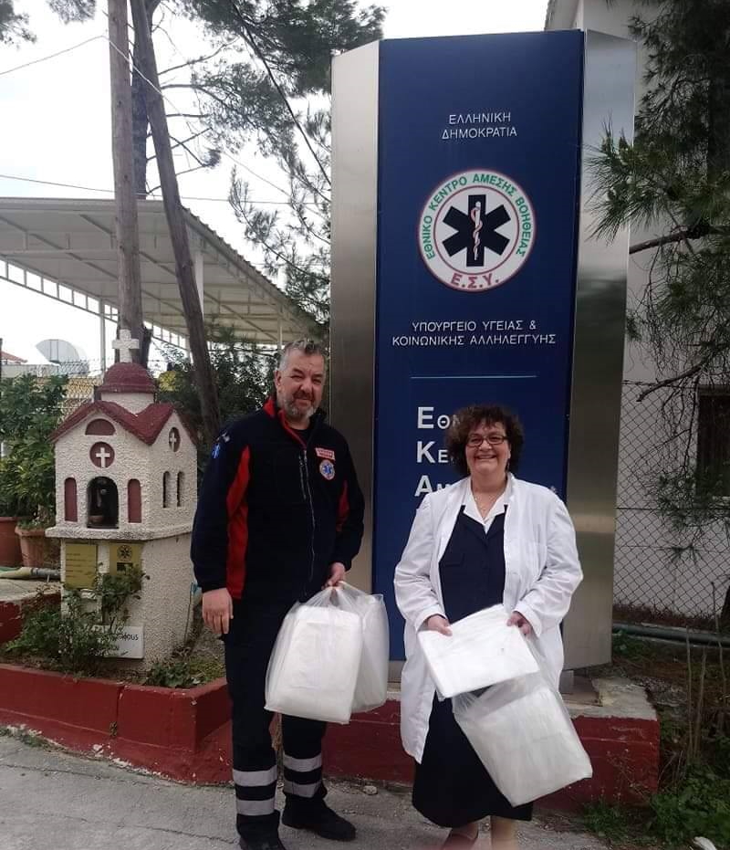 Δωρεά 30 ειδικών στολών προστασίας στο ΕΚΑΒ Μυτιλήνης από την ΗΛΙΑΚΤΙΔΑ ...